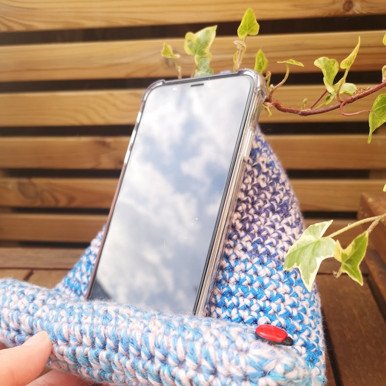 Crochet Pattern for a Phone/tablet Holder Cushion - Etsy
