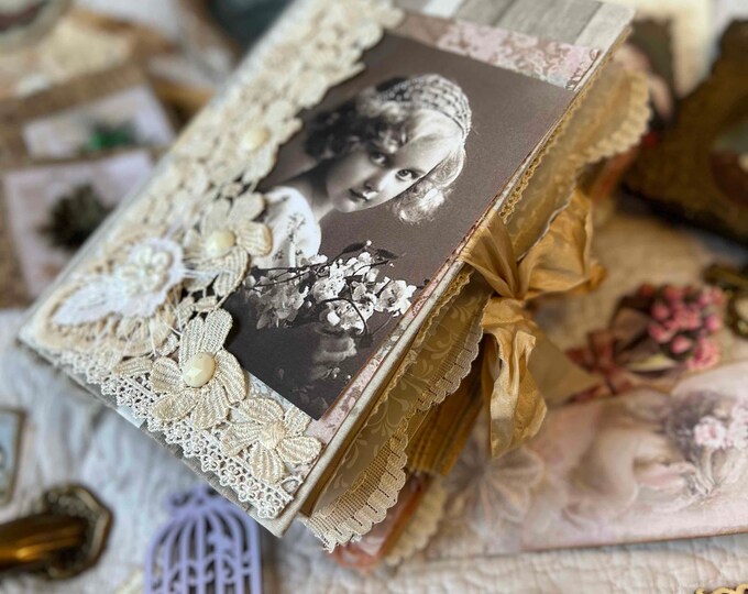Junk Book – Mixed Media Junk Journal, Christmas Day Gift. Unique Gift ...