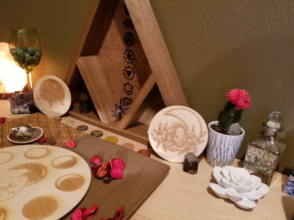 Crystal Moon and Rose Altar Accent - Etsy