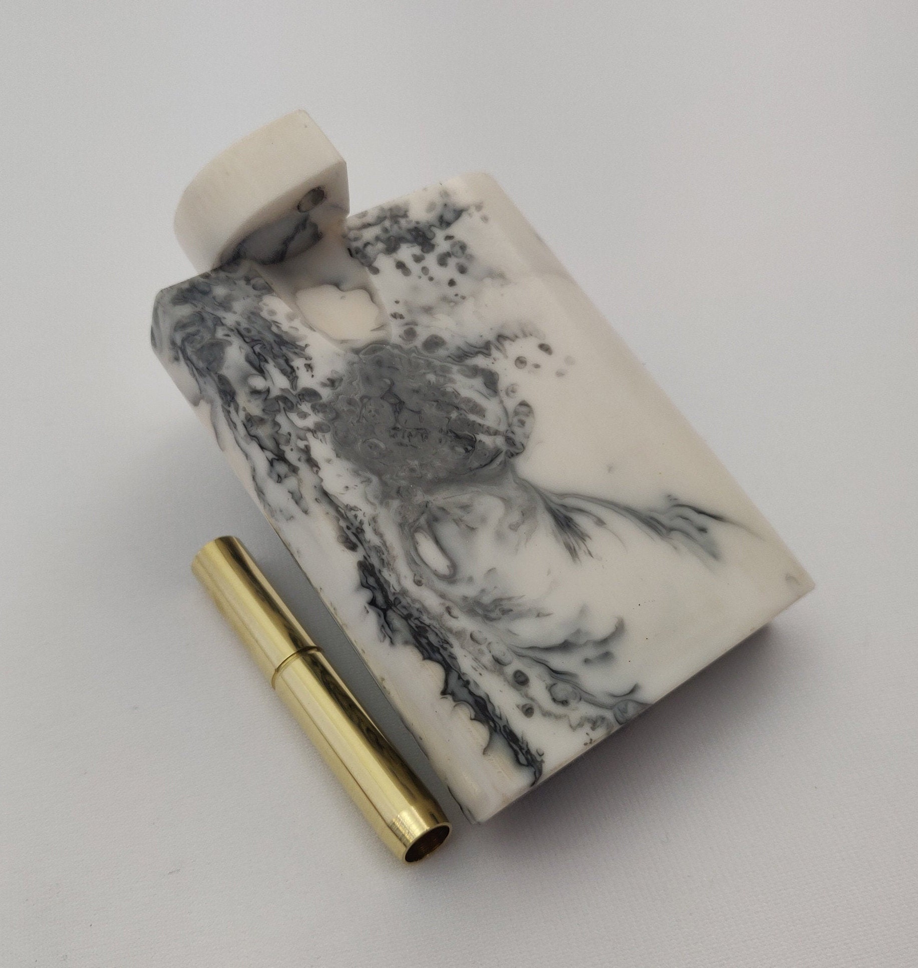 Acrylic White One Hitter Dugout Brass Bat +10 Mini Smoking Pipe Screens ...