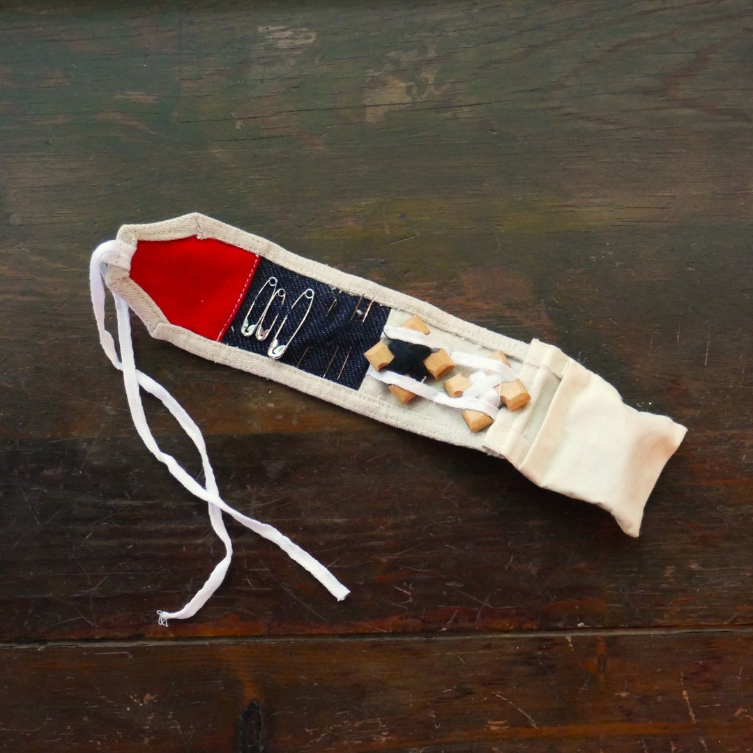 18th Century Sewing Kit (hussif) Reproduction - Etsy