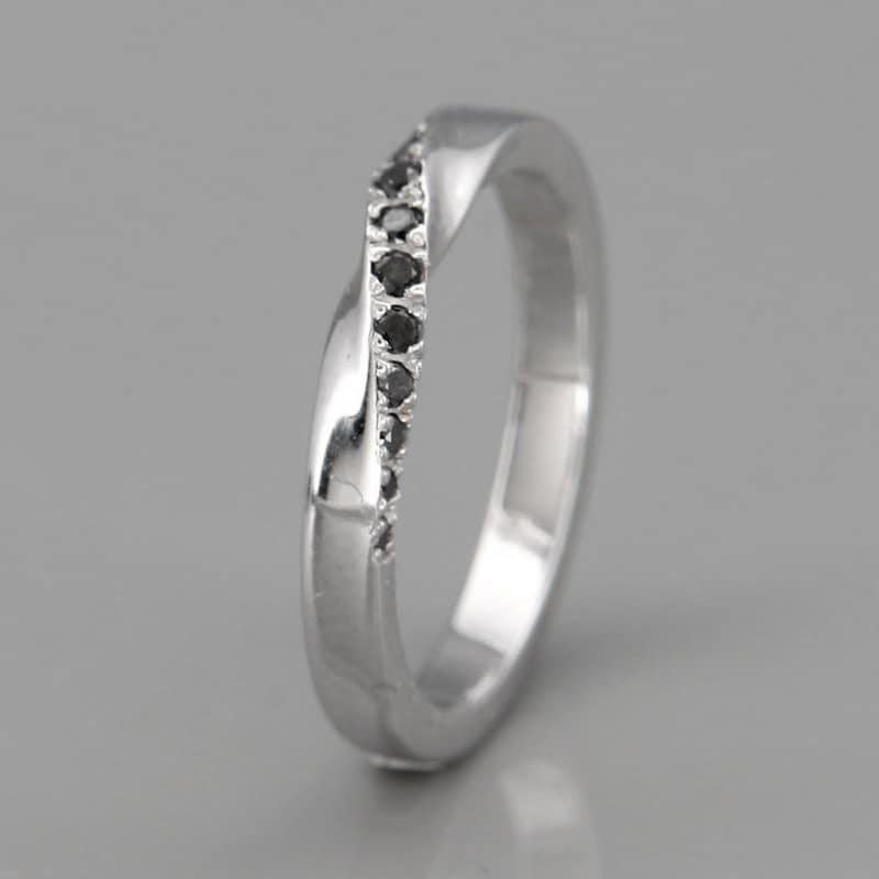 Black Diamond Swirl Ring - Etsy