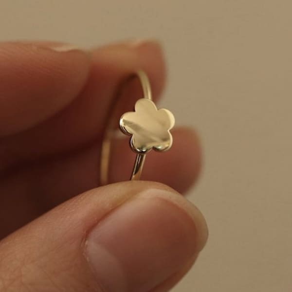 Simple Flower Rings - Etsy