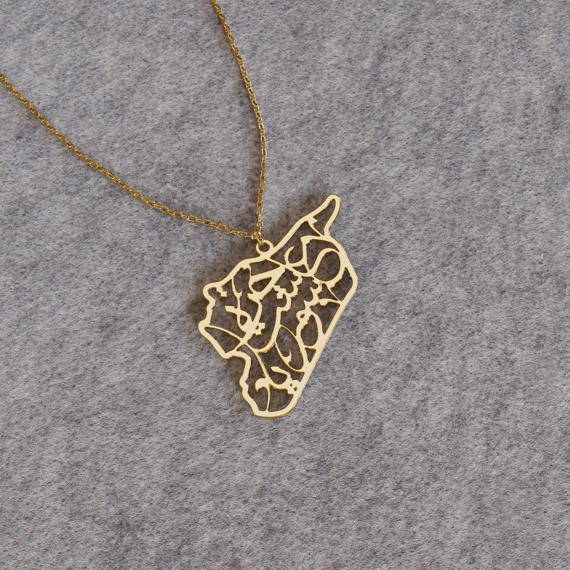 Syria Map Necklace in Arabic Calligraphy, Long Live Free Syria ...