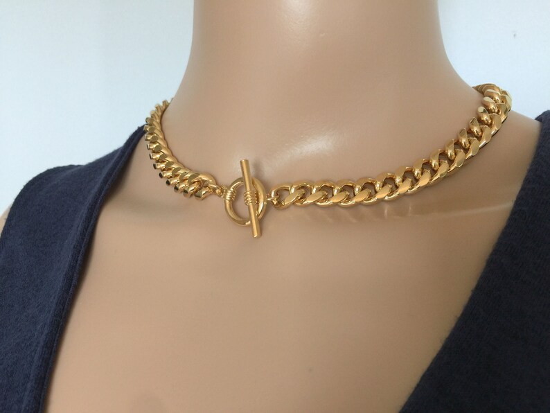 Gold Toggle Clasp Choker Necklace Thick Curb Link Chain - Etsy Gold Toggle Clasp Choker Necklace Thick Curb Link Chain - Etsy
