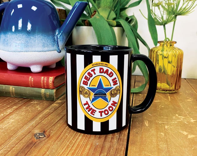 Personalised Team Strip Mug Custom Sport or Football Kit Design man of ...