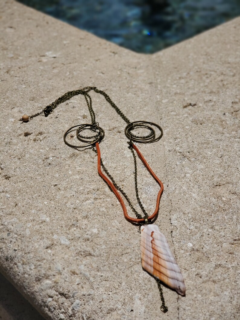 Van Hyning Cockle Shell Boho Necklace - Etsy