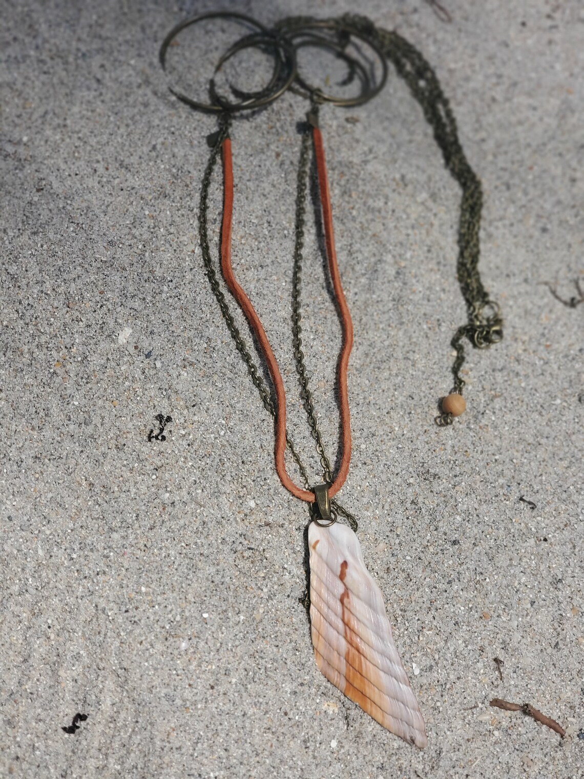 Van Hyning Cockle Shell Boho Necklace - Etsy