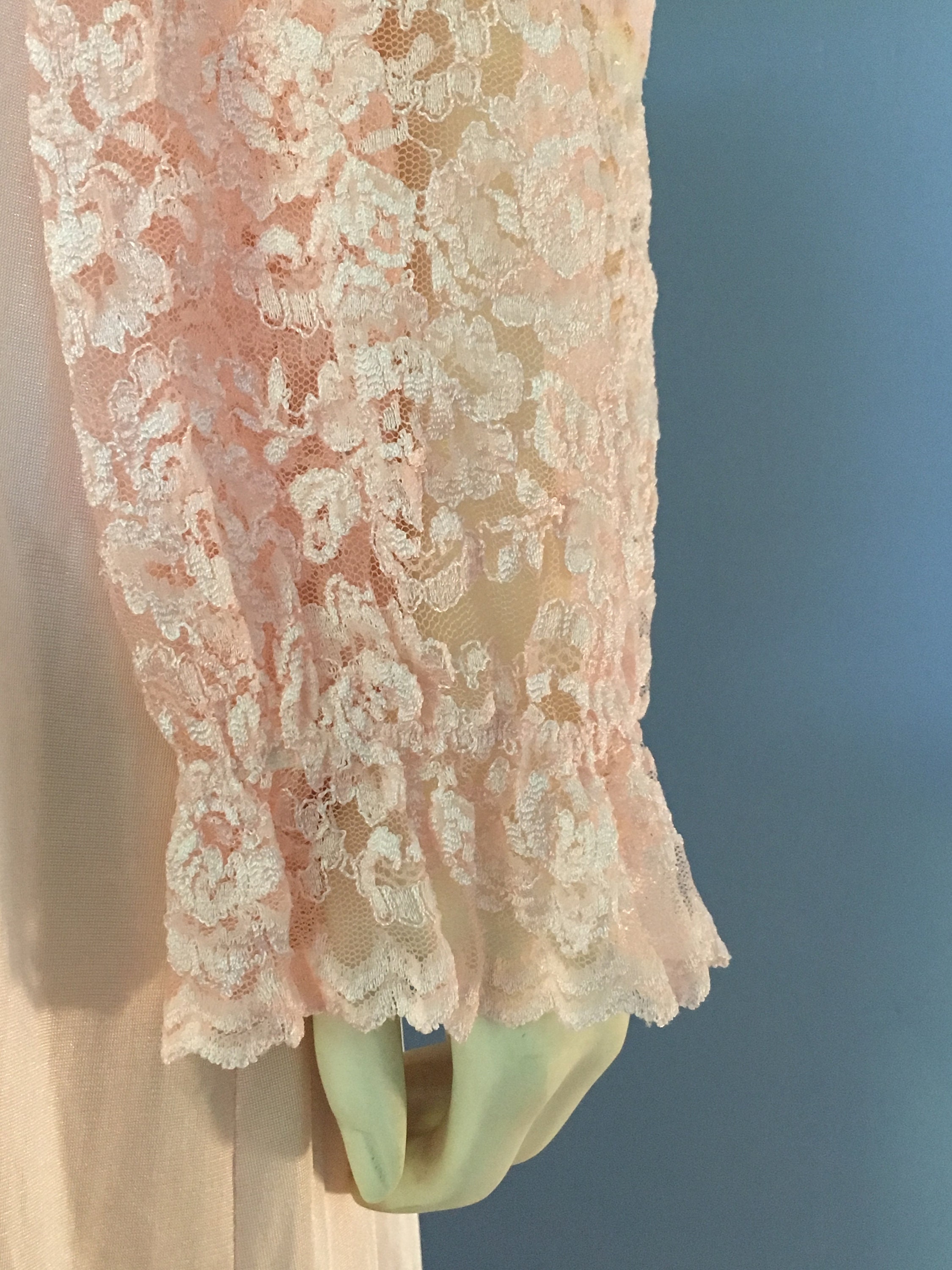 70's Val Mode Pink Nightgown With Half Lace Sleeves - Etsy