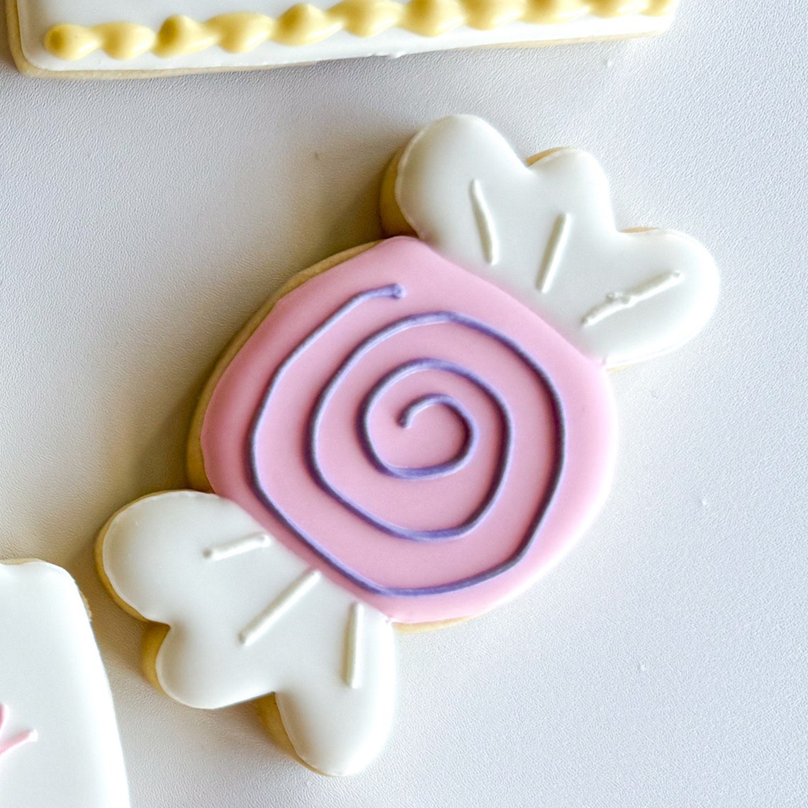 Candyland Birthday Sugar Cookies, Pastel Sweet One Ice Cream Party ...