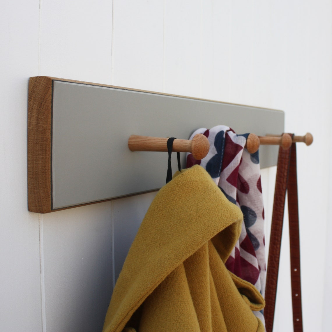 Contemporary Oak Shaker Peg Rail - Etsy