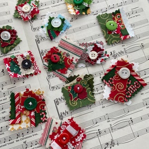 12 Mini Christmas Snippet Fabric Clusters, Mini Collage for Junk ...