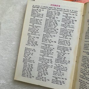 Golden Guide to Field Identification Trees of North America -softcover ...