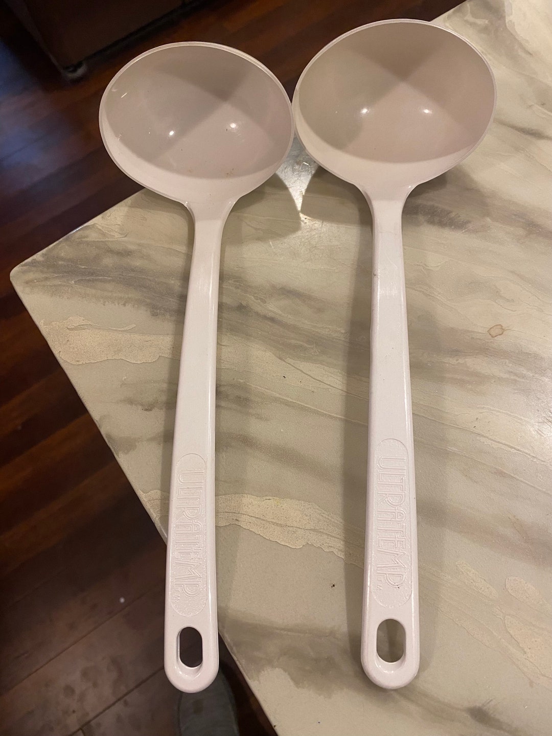 Vintage Pair of Robinson Knife Co. Ultratemp White Ladles-great ...
