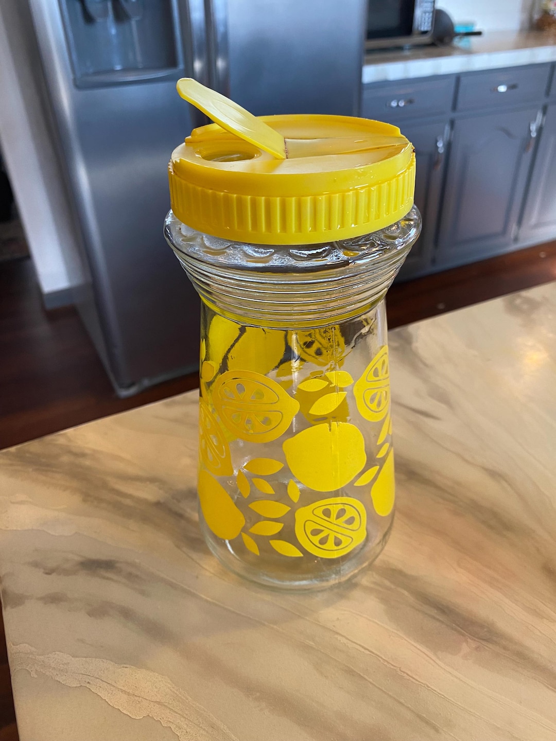 Vintage Pyrex Lemon Juice Carafe Pitcher With Lid-perfect for Display ...