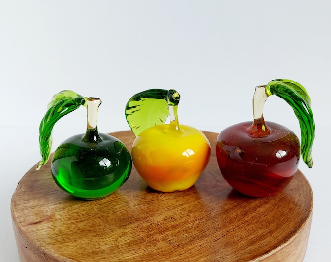Apple Figurine Handmade of Glass, Glass Apple for Kitchen Decoration ...
