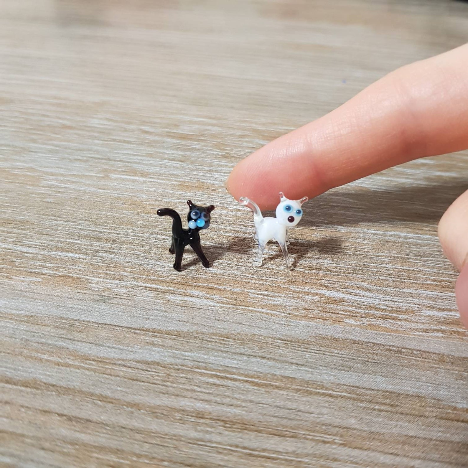 Super Micro Glass Black Cat Figurine, Tiny Bead Size Glass Animals ...