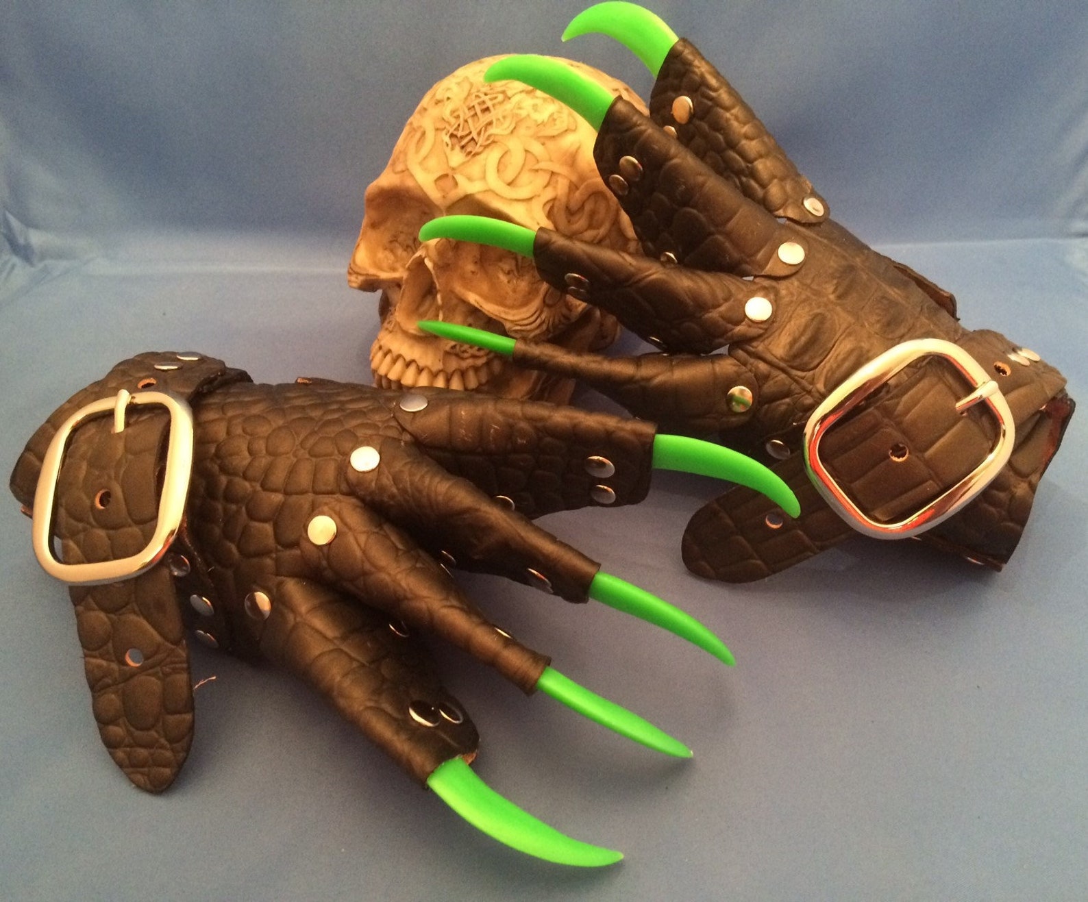 Green Dragon Claw Gauntlets / Gloves W/ Neon Green Claws | Etsy