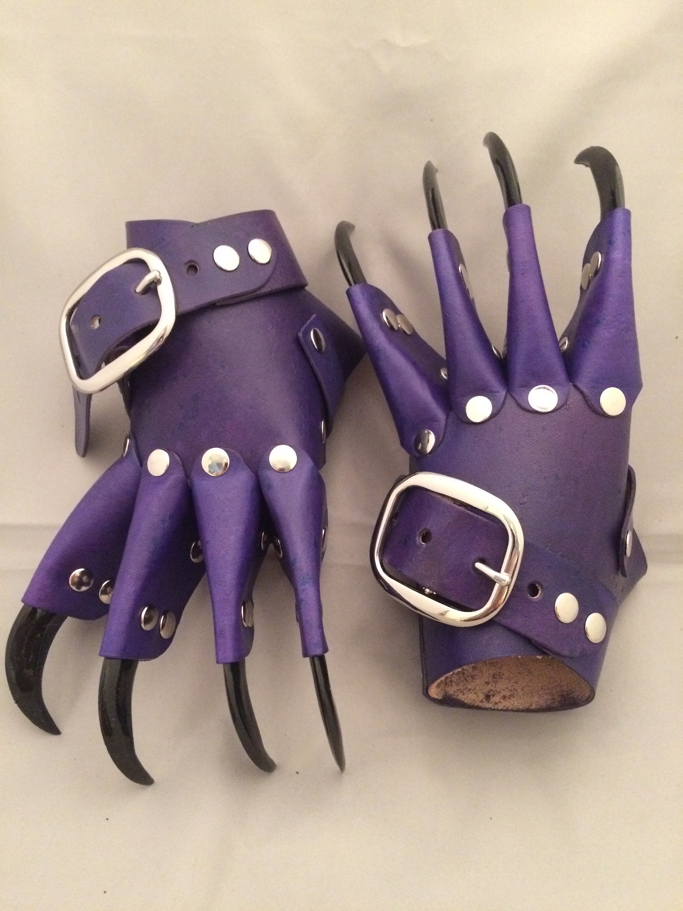 Purple Scale Leather Dragon Claws Gauntlets With Black Claws - Etsy