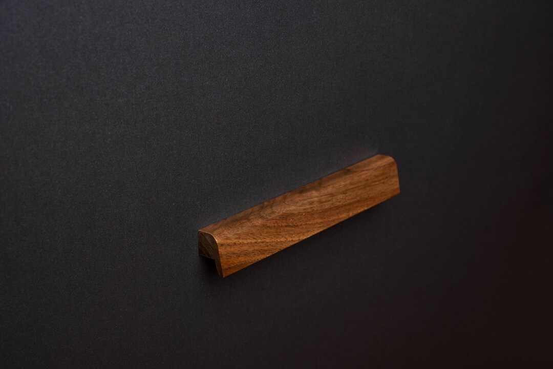 European Walnut Handle - Dark Brown - Stylish and Durable ...