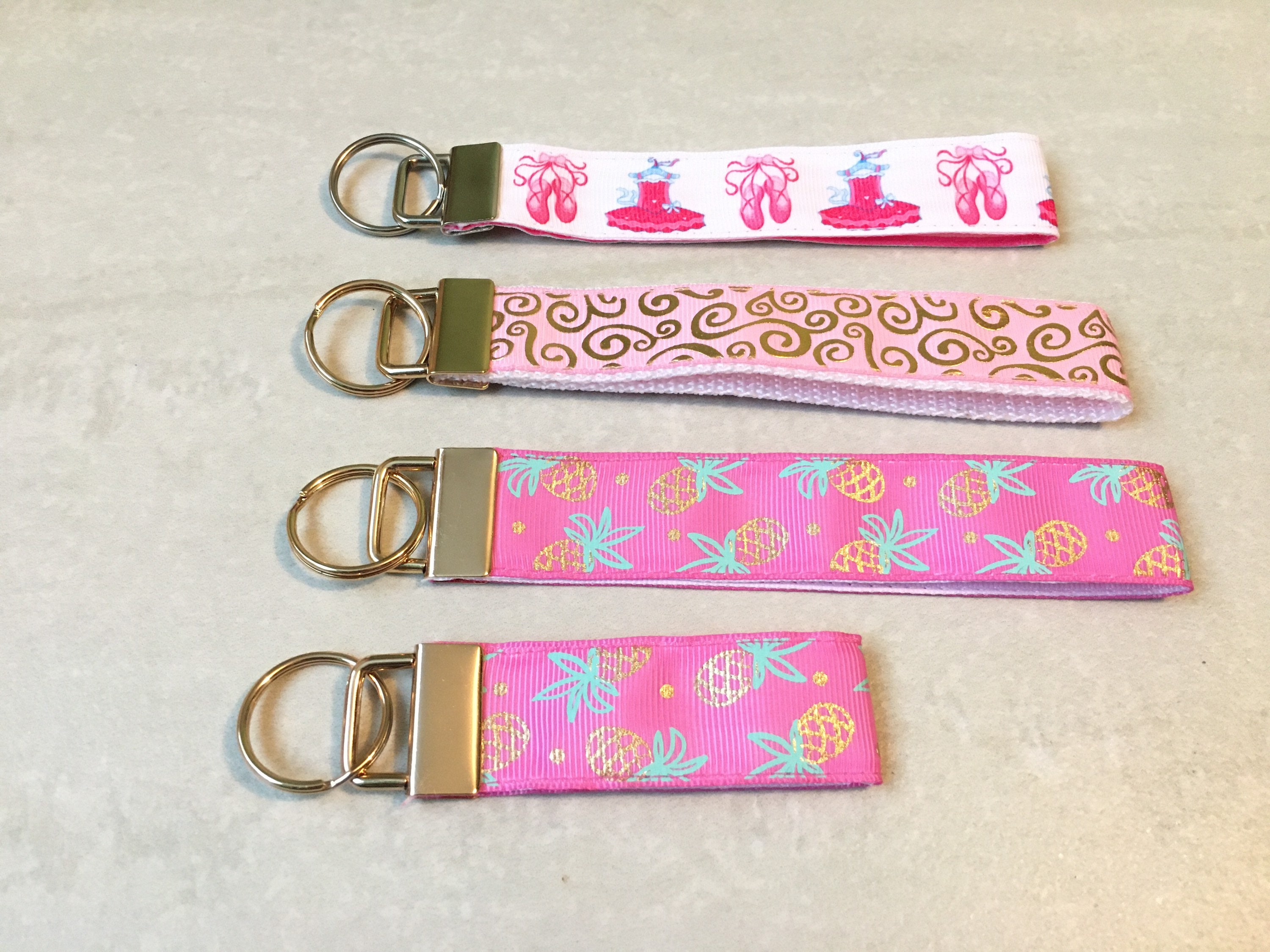 Pink Key Ring Wristlet/Keychain/Key Fob - Etsy.de