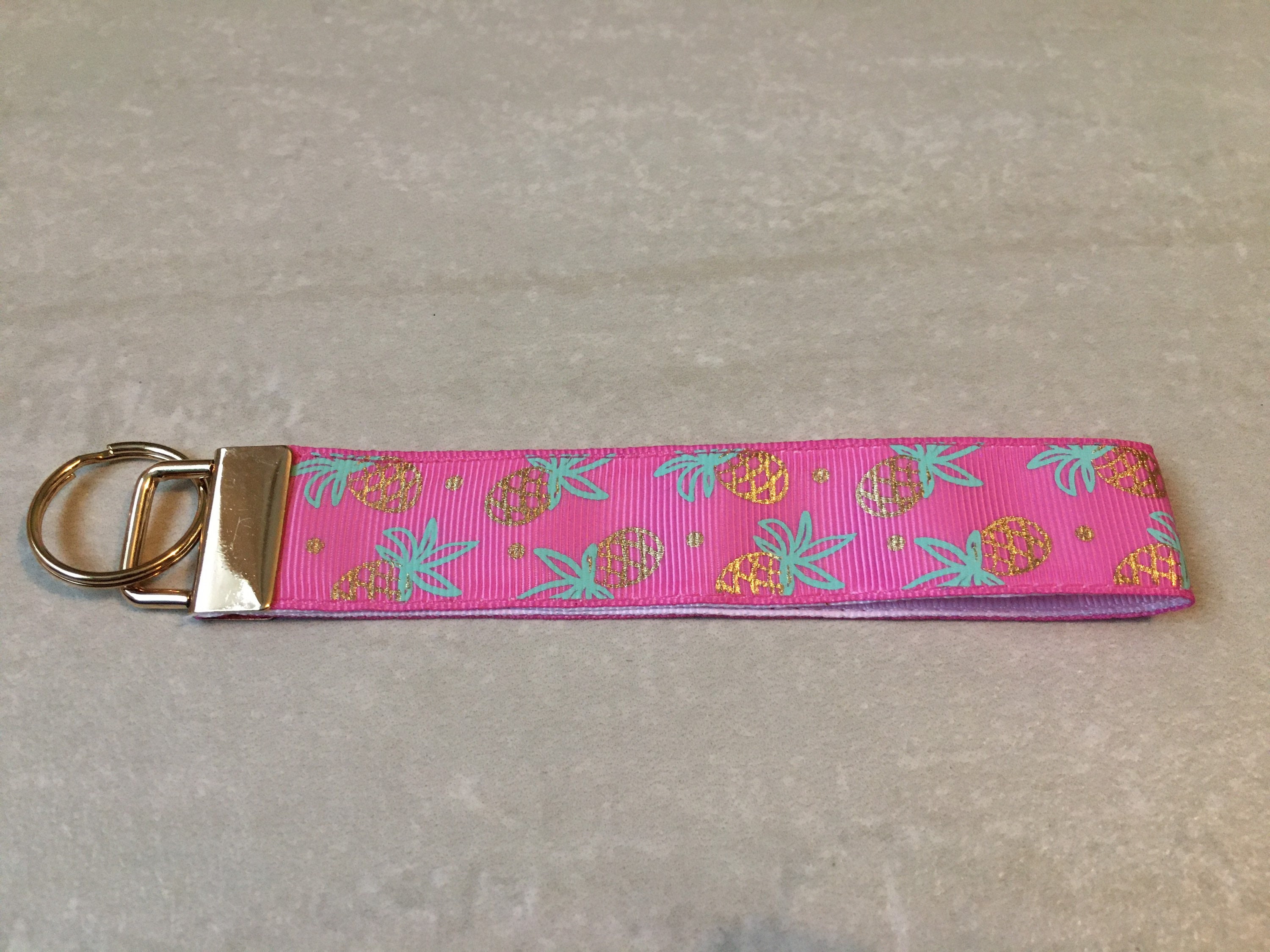 Pink Key Ring Wristlet/Keychain/Key Fob - Etsy.de
