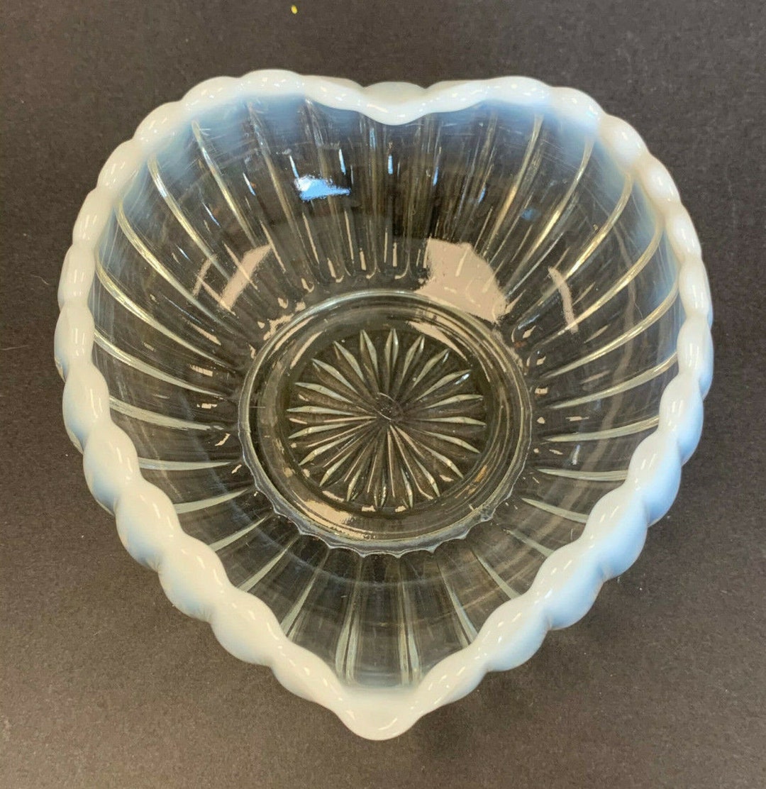Fenton Moonstone Candy Dish Heart Shaped 6x5 - Etsy