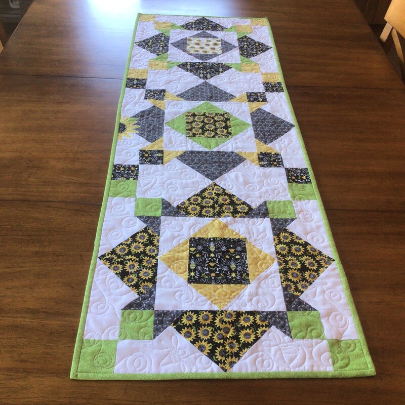 Bee Table Runner - Etsy