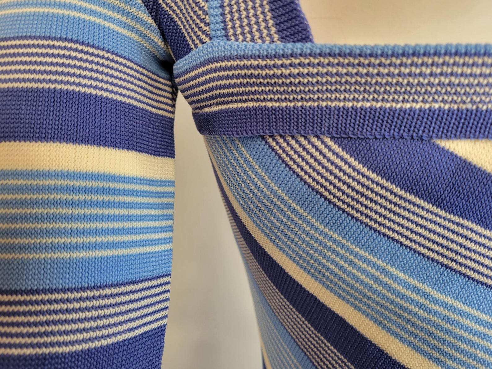 Vintage 1970s Open Back Chevron Knit Dress by Giamo Knits, Size S-M 26 ...