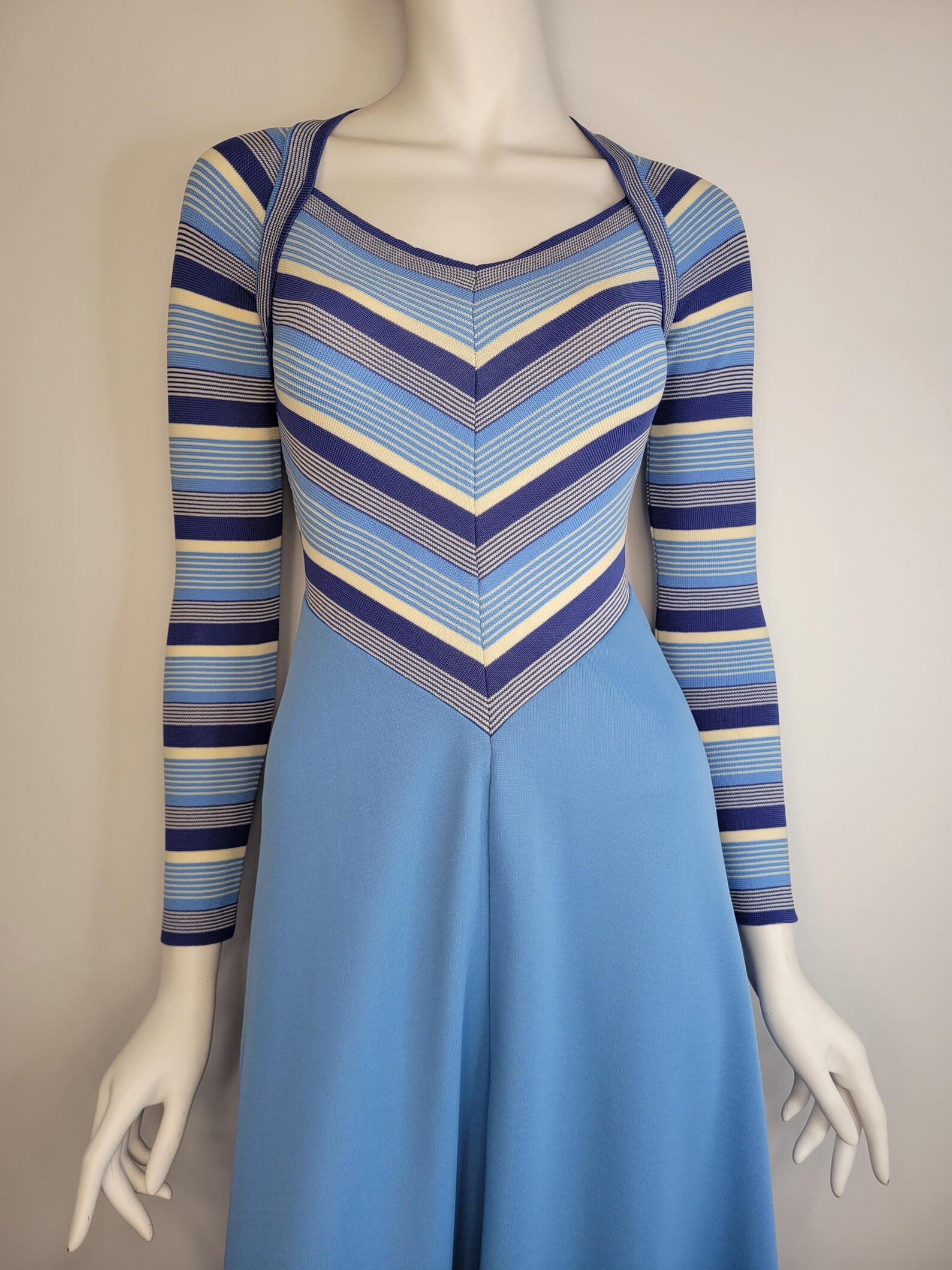 Vintage 1970s Open Back Chevron Knit Dress by Giamo Knits, Size S-M 26 ...