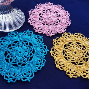 Set of 3 mini-doilies multi-colored doilies crocheted | Etsy