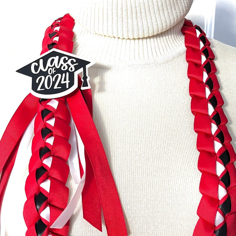 Graduation Lei for High School - Etsy