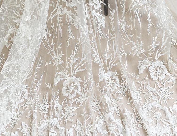 1 Yard White Luxurious Solid Floral Embroidered Lace Fabric | Etsy