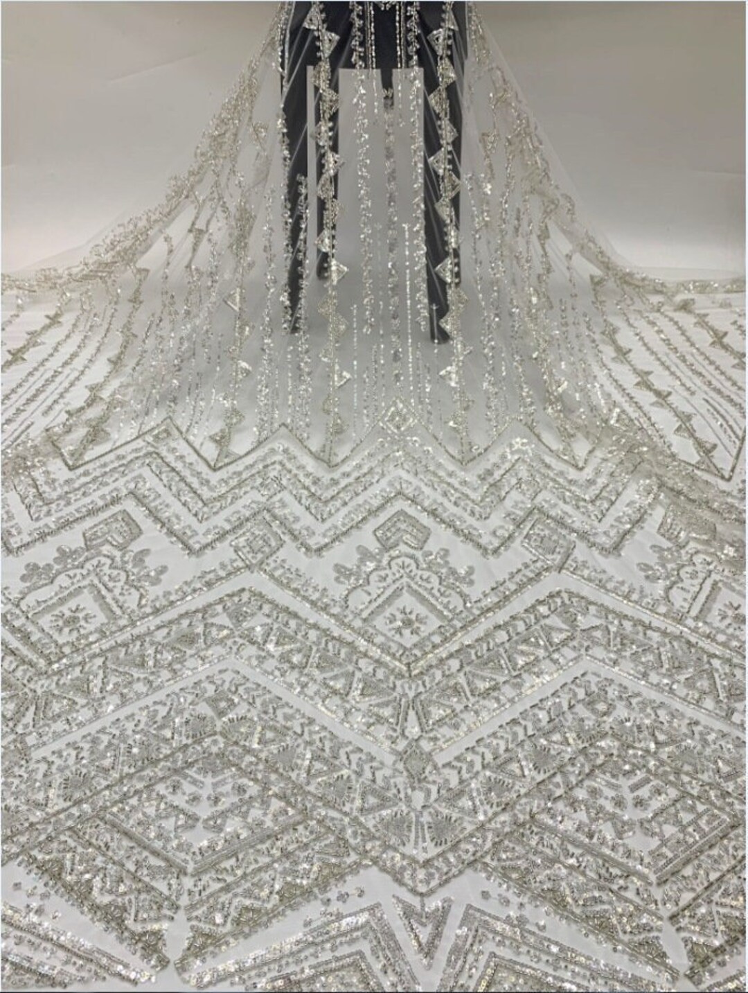 1 Yard Luxurious Solid Beaded Embroidered Flower Lace Fabric for ...