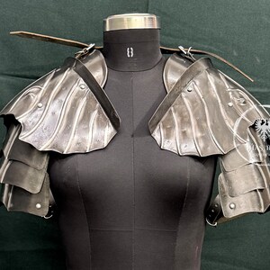 Medieval Nazgul Black Shoulder Armor Pair/black Gothic Shoulder Armor ...