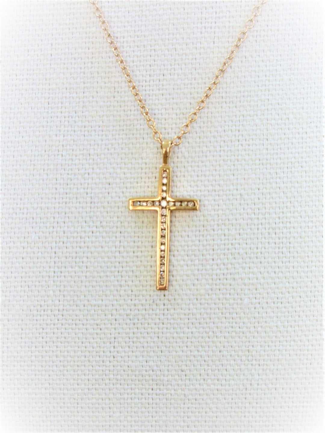 10K Gold Diamond Cross W 19 Inch Gold Chain,24 Diamonds Channel Set ...