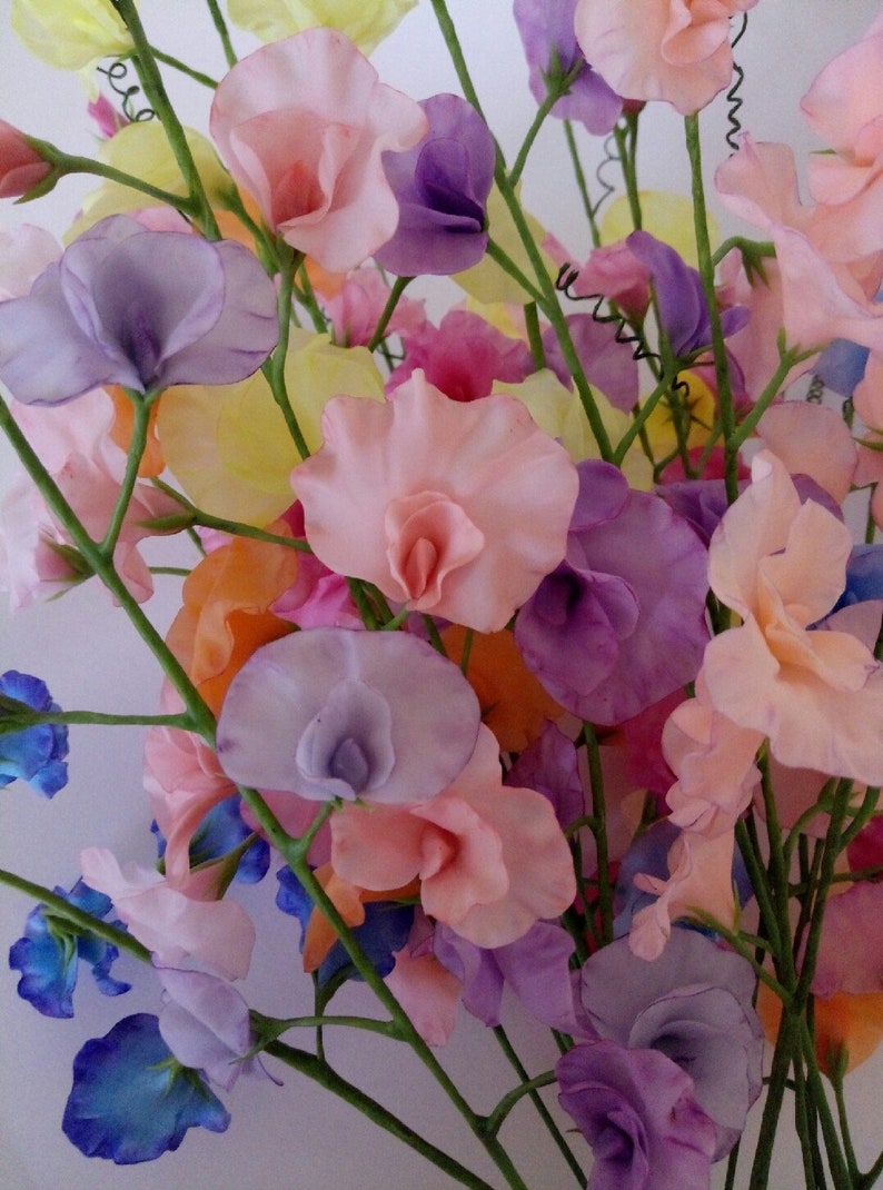 Fragrant peas-polymer clay flower arrangement-Cold | Etsy