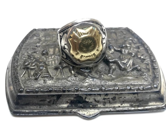 Vintage WW2 Sterling & Brass US Military Ring Size 7… - Gem