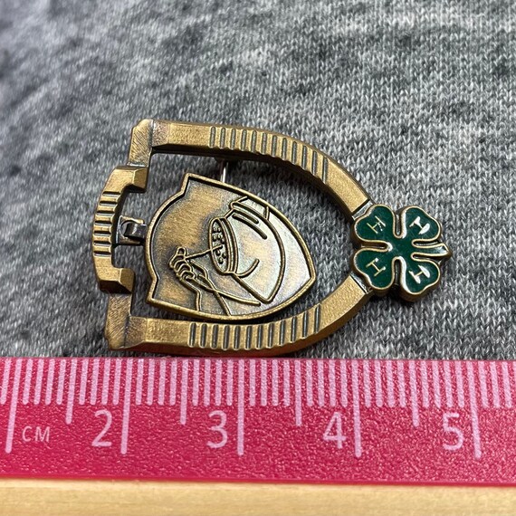 Vintage 4H-Club Clover Pin.#9032. Free shipping!!!! - Gem