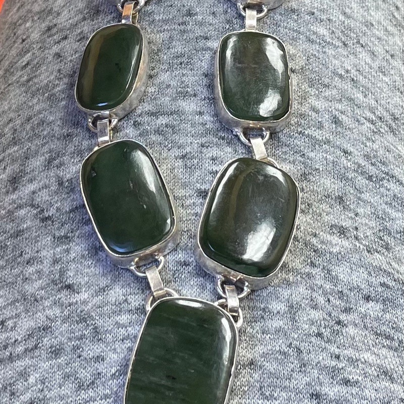Green and Silver Necklace - Etsy
