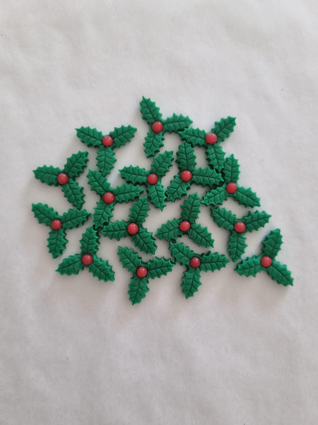 24 Triple Holly Leaves - 2.5cm - Edible Sugar Christmas Cake ...
