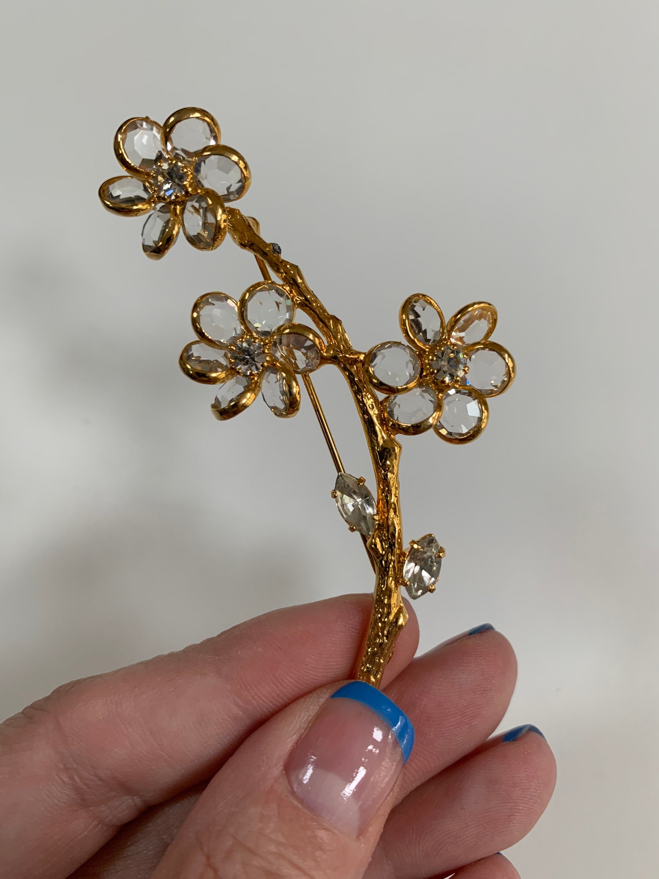 Vintage HOBE Set a Necklace and Brooch in Austrian Crystal and Gold ...