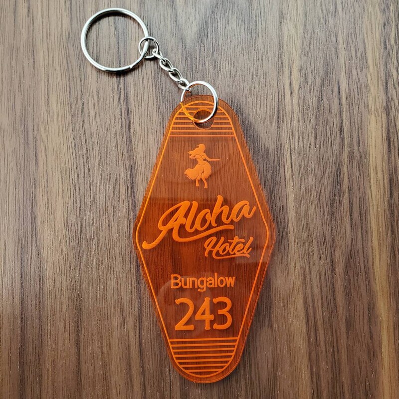 Vintage Hotel Keychain - Etsy