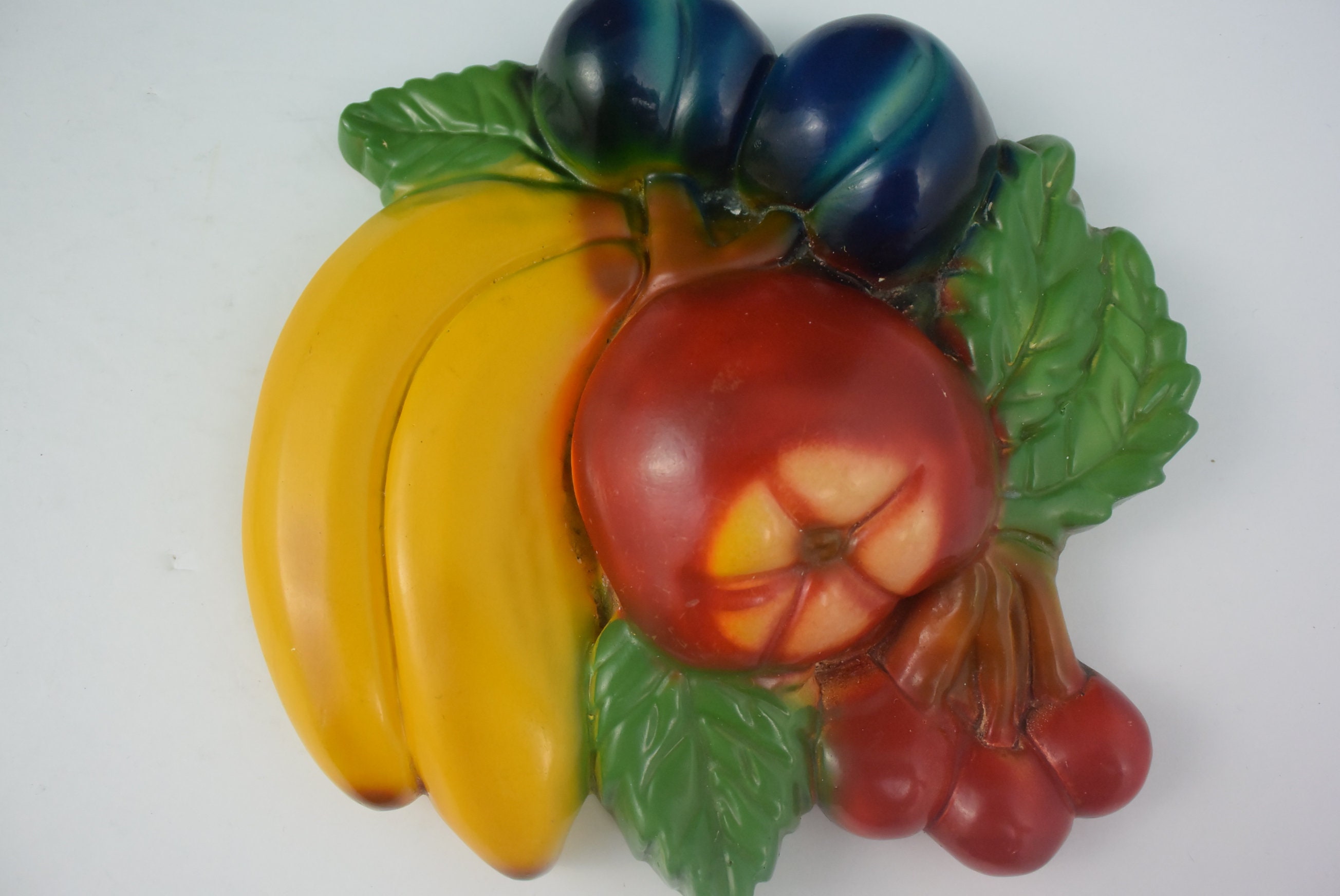 Vintage Chalkware Wall Plaques, Set of 2 Fruit Wall Plaques, Vintage ...