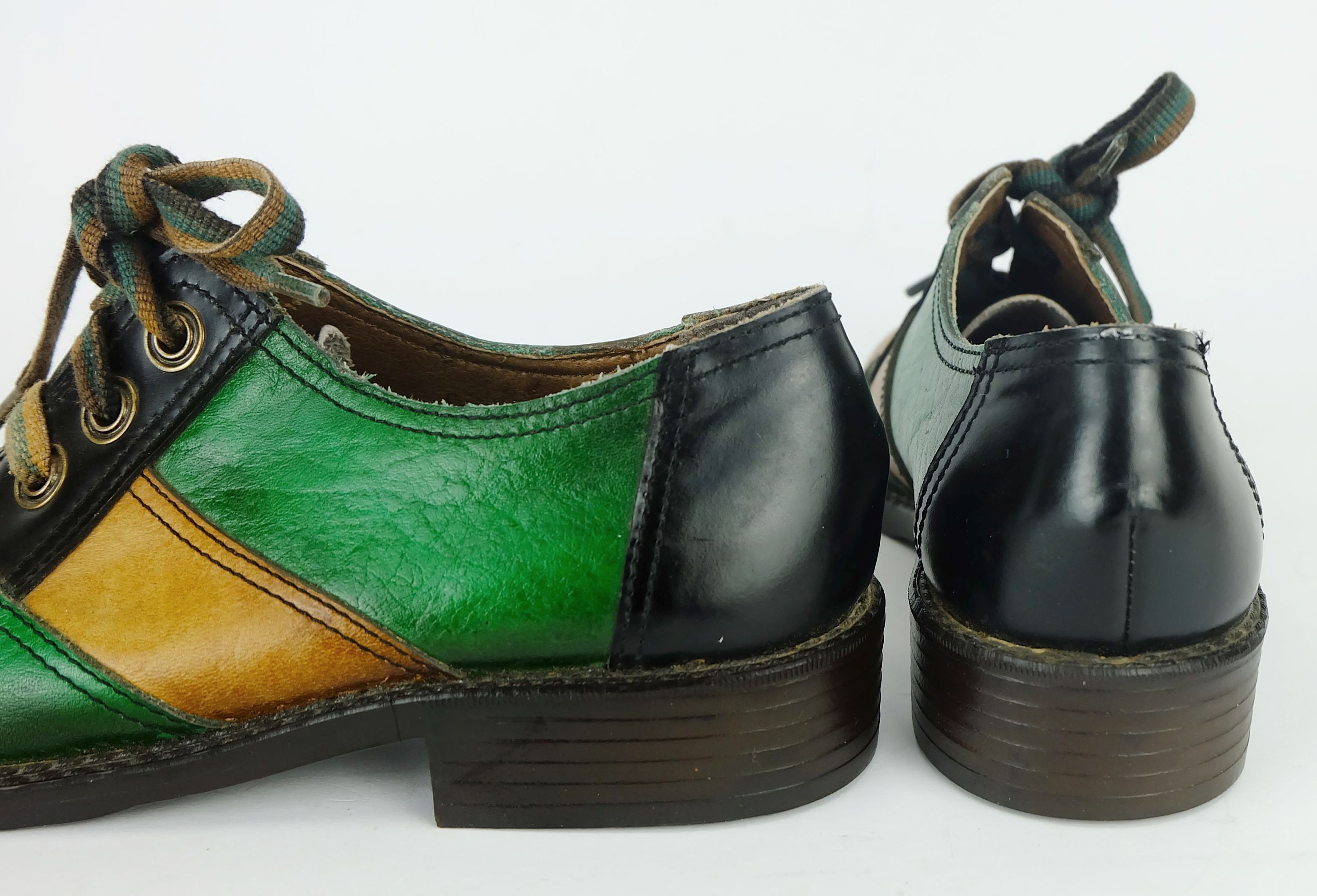 Very Cool True Vintage 1970s CHILDREN'S SHOES 3 Colors Size 32 for ...