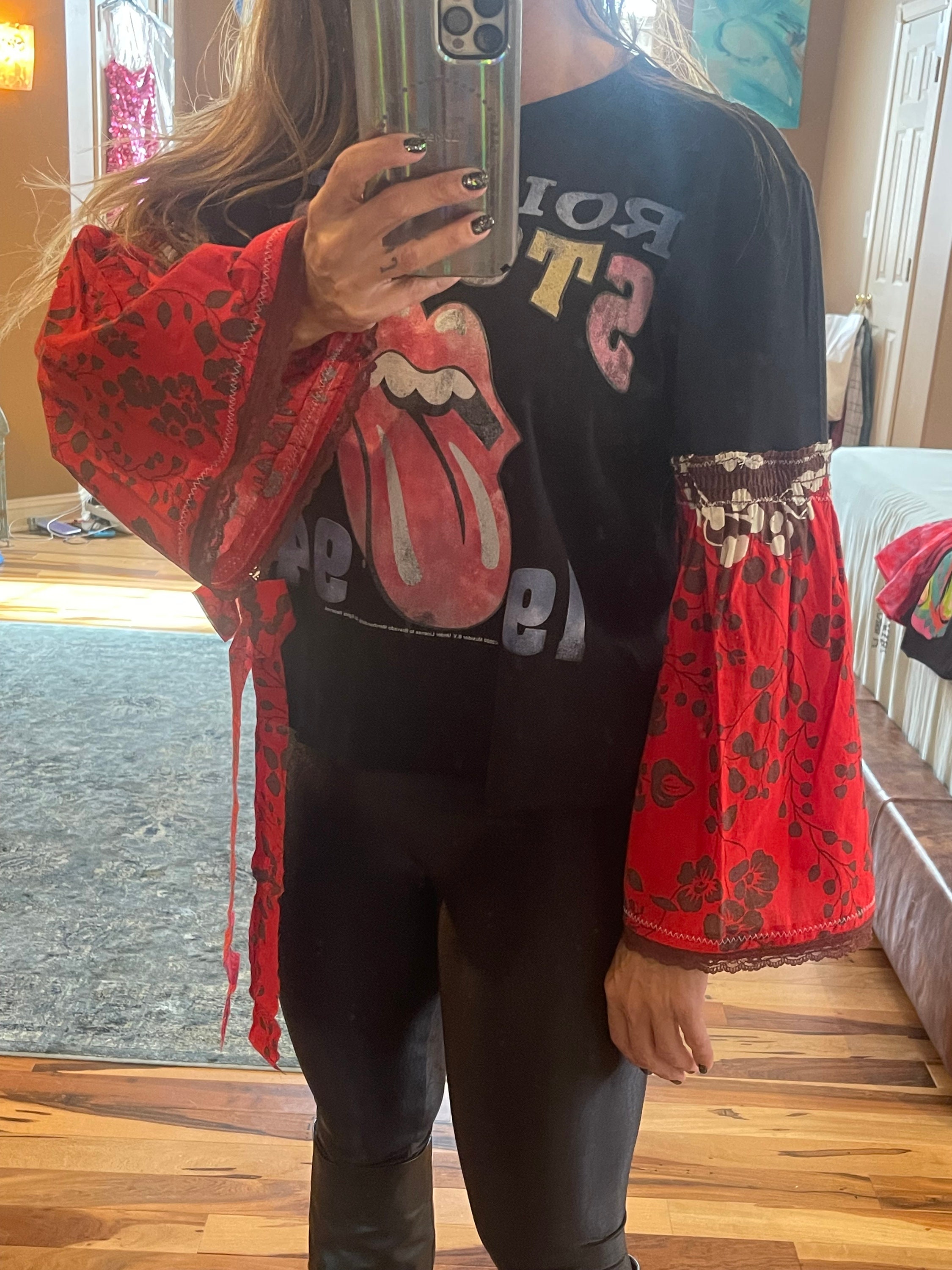 Bell Sleeve Cropped Band Tee - Etsy