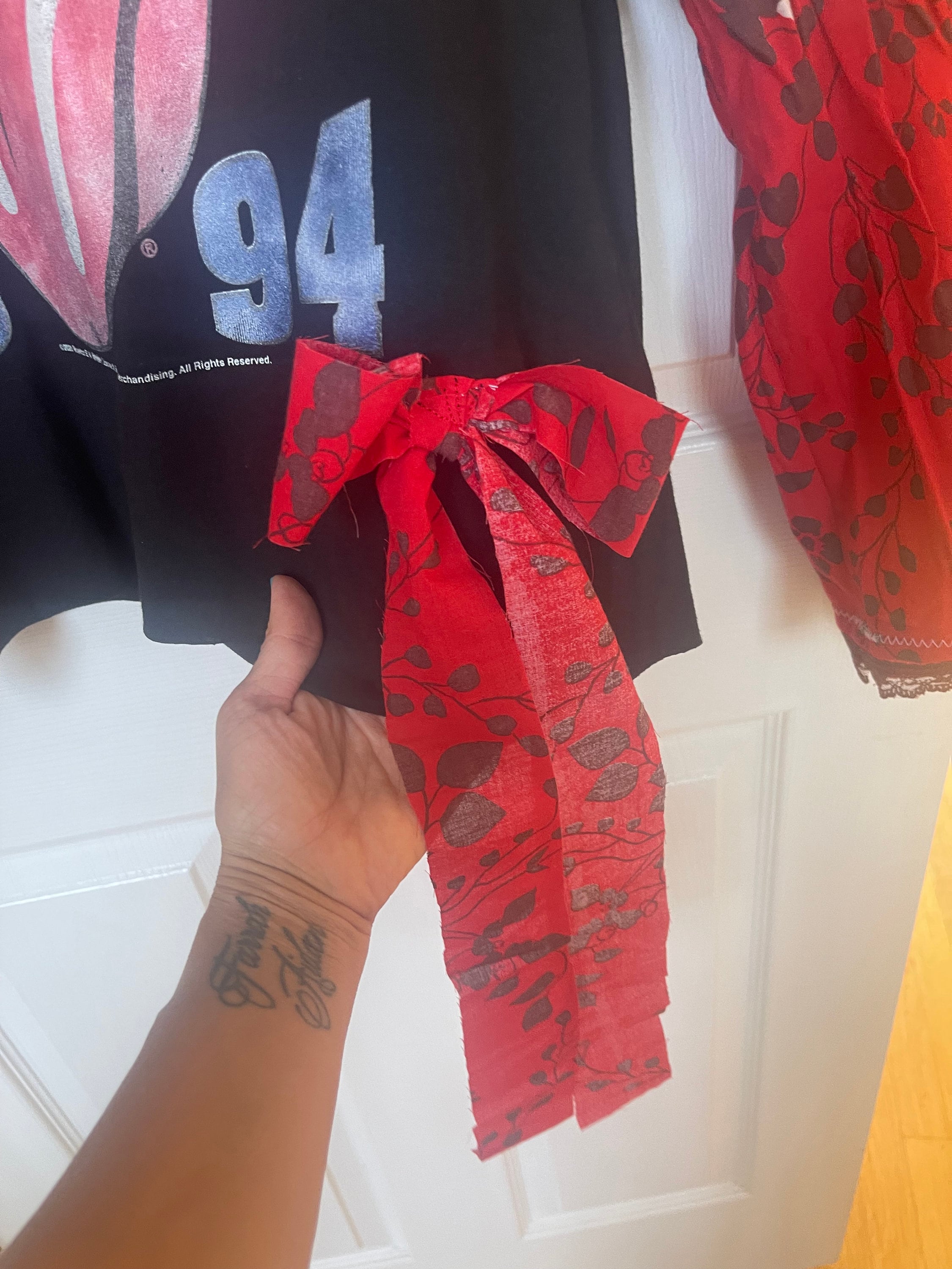 Bell Sleeve Cropped Band Tee - Etsy