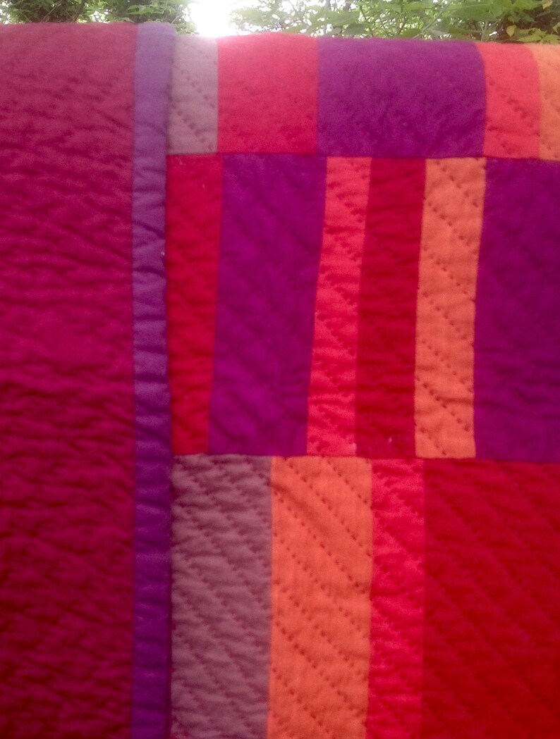 Modern Art Quilt plumfire - Etsy