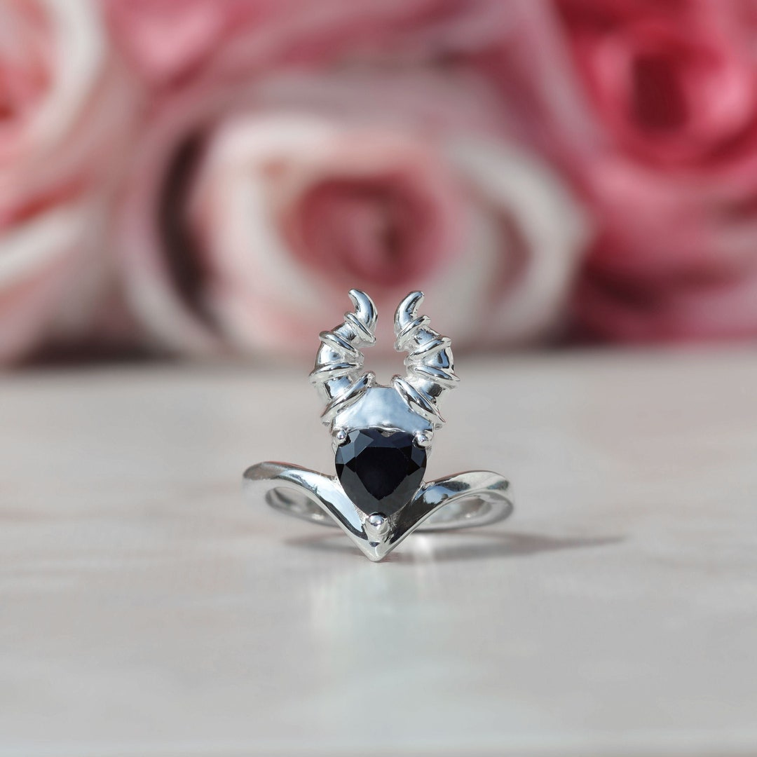 Maleficent Ring With Circle Cut | Maleficent | Animal Horn Ring |disney ...