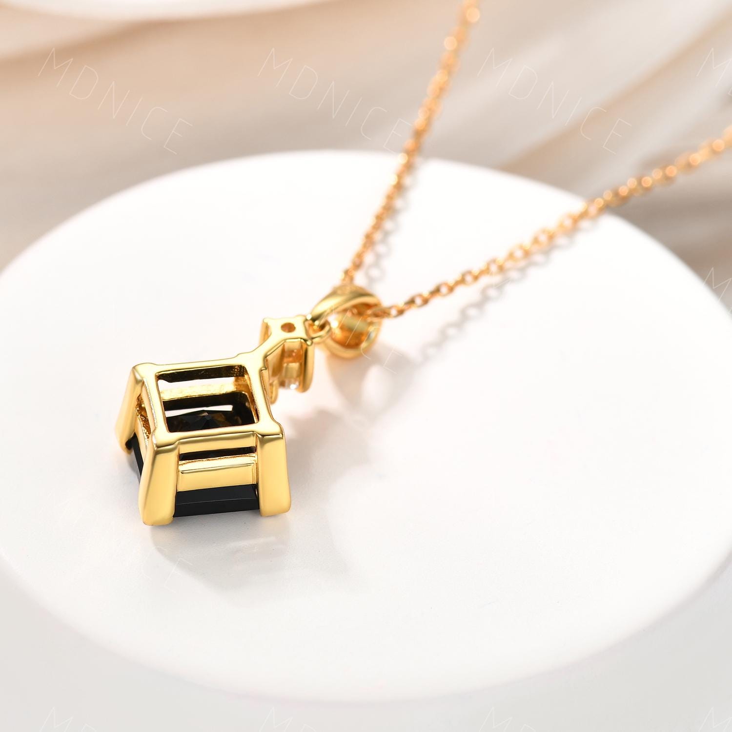 Unique Natural Black Onyx Princess Cut Necklace Yellow Gold 3CT 8mm ...